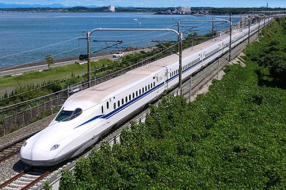 10 Fastest Shinkansen (Bullet Trains) in Japan | Kyuhoshi