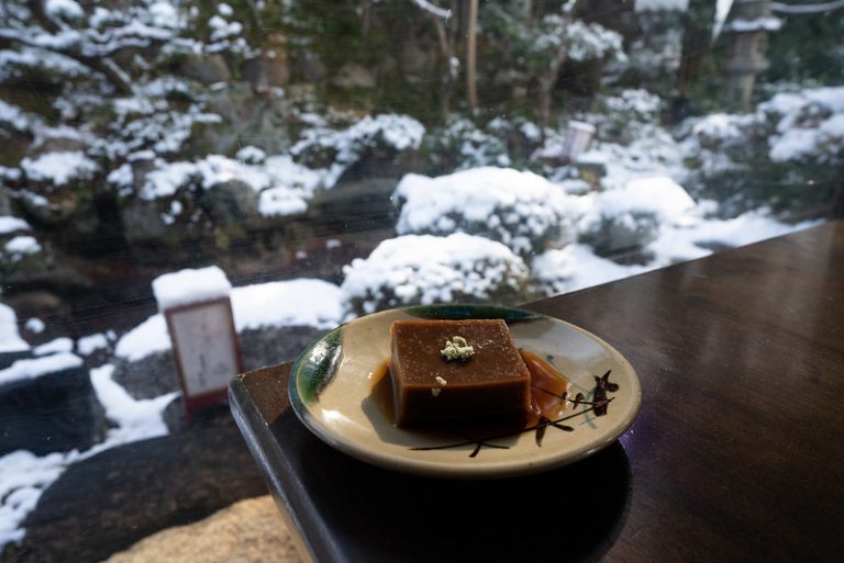 10 Famous Foods to Eat in Kyoto | Food Guide | Kyuhoshi