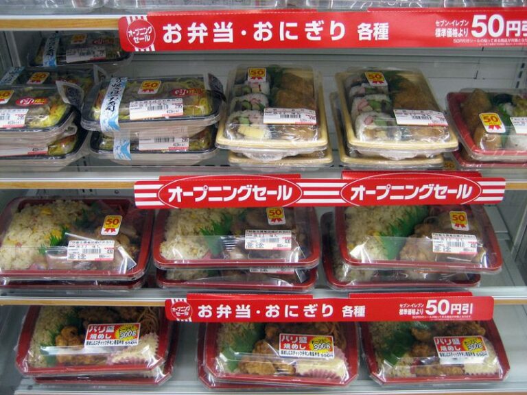 6 Japanese Convenience Store Food to Try | Kyuhoshi